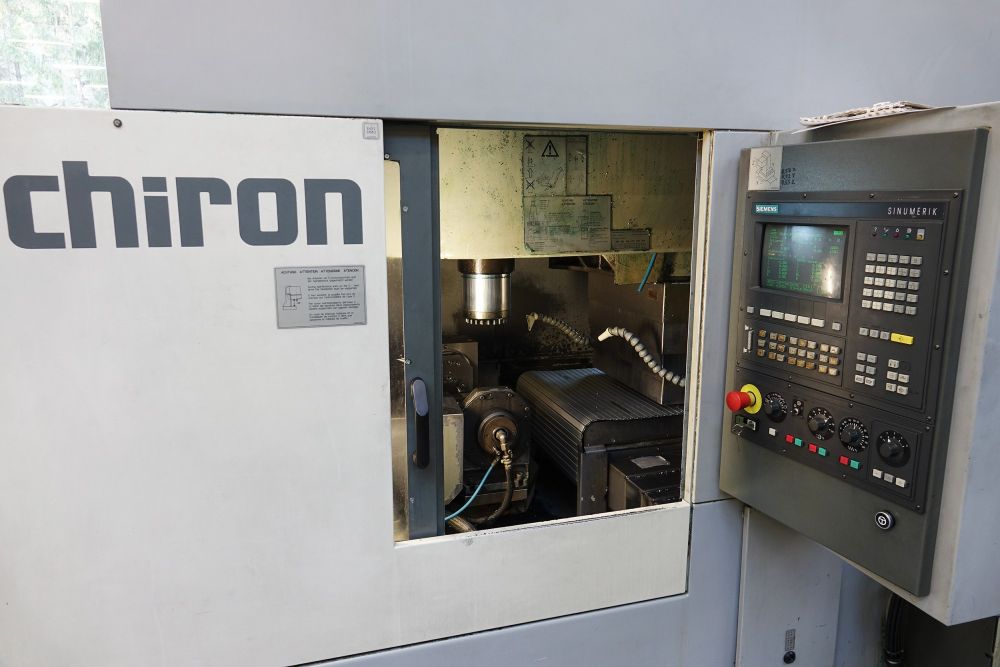 Vertikal Bearbeitungszentrum CHIRON FZ 12 W Magnum High Speed ...