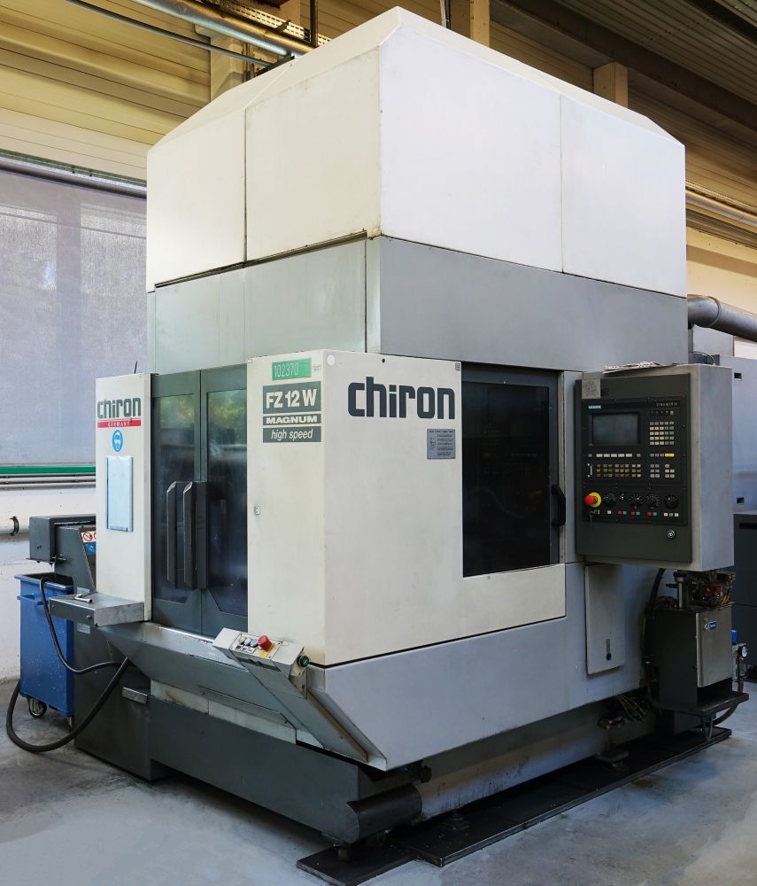 Vertikal Bearbeitungszentrum CHIRON FZ 12 W Magnum High Speed ...